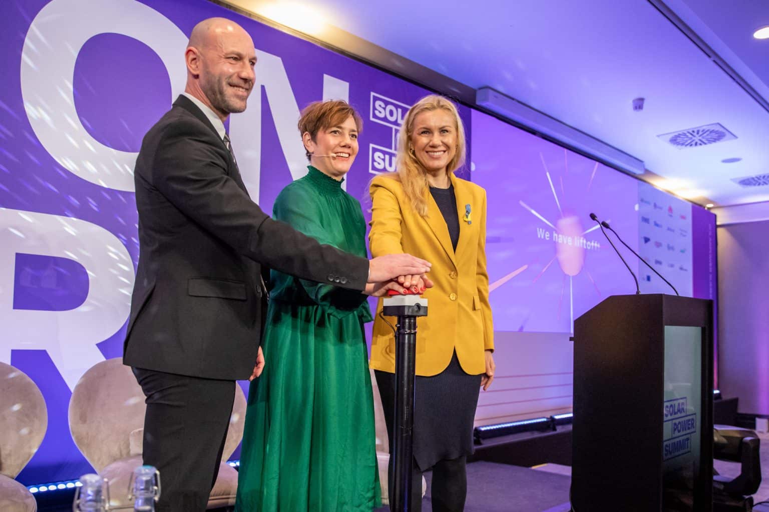 Home - SolarPower Summit 2025